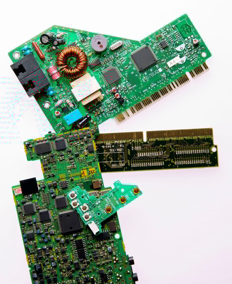 42 Dead Networking Technologies and What Killed Them